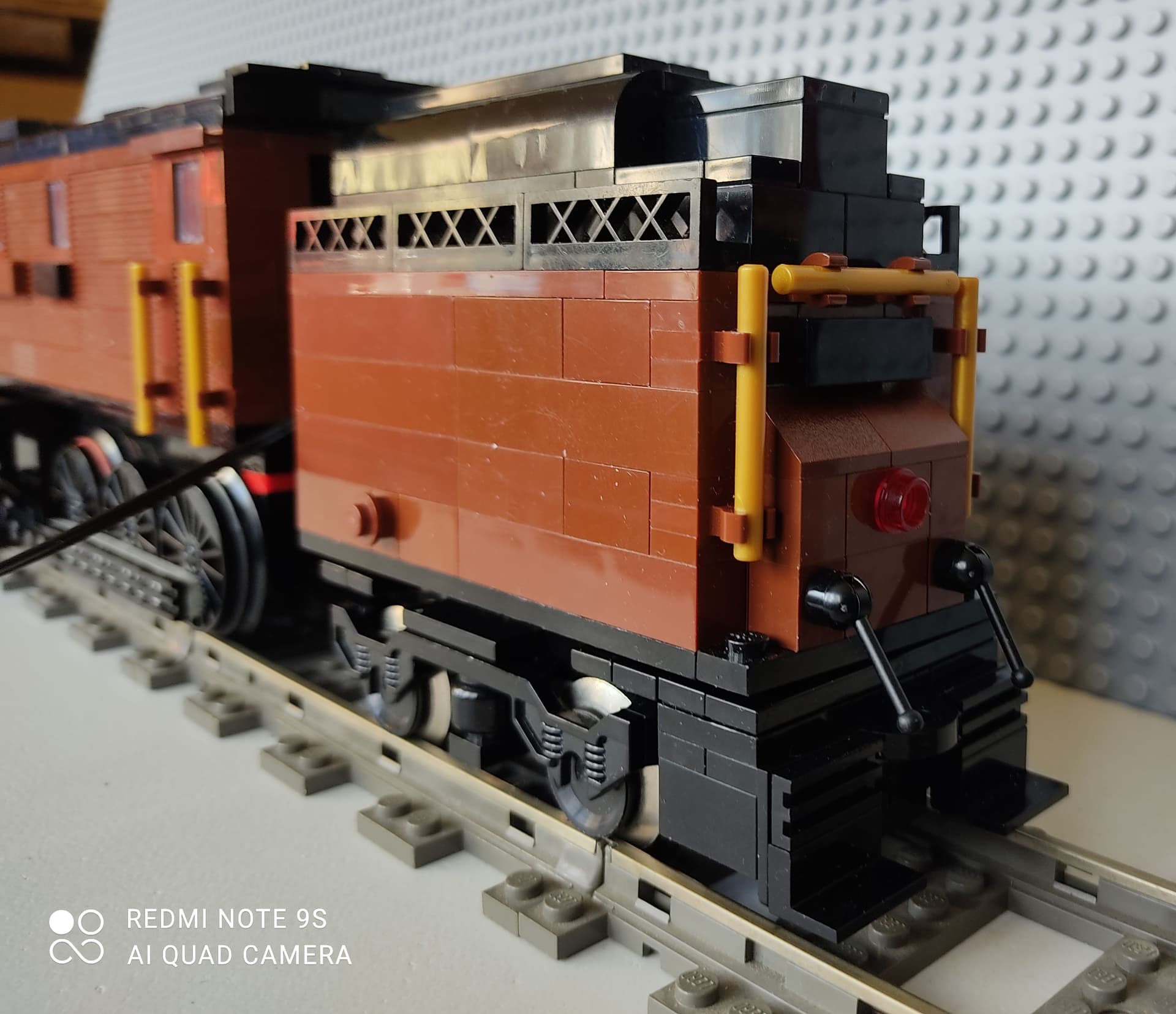 "Crocodile Suisse" RhB Ge 6/6 n° 412 et RhB Xrot 9213 - Créations ...